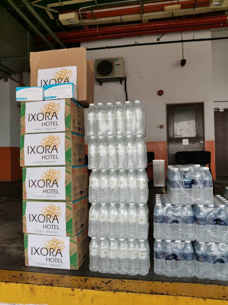 MAH Penang and Tzu Chi members donate PPEs to Penang Prison