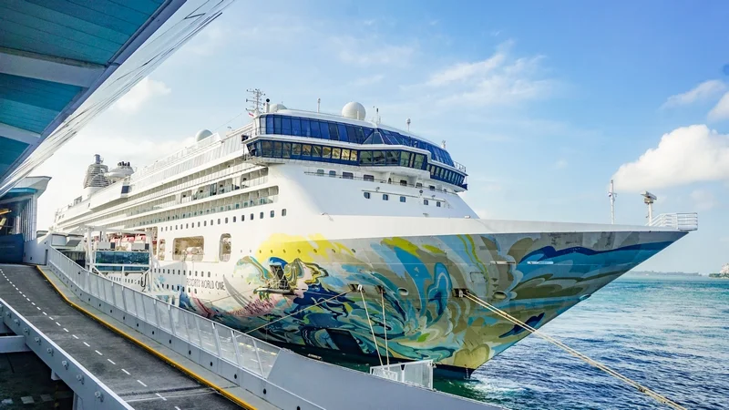 Resorts World One to join Genting Dream in Singapore ...